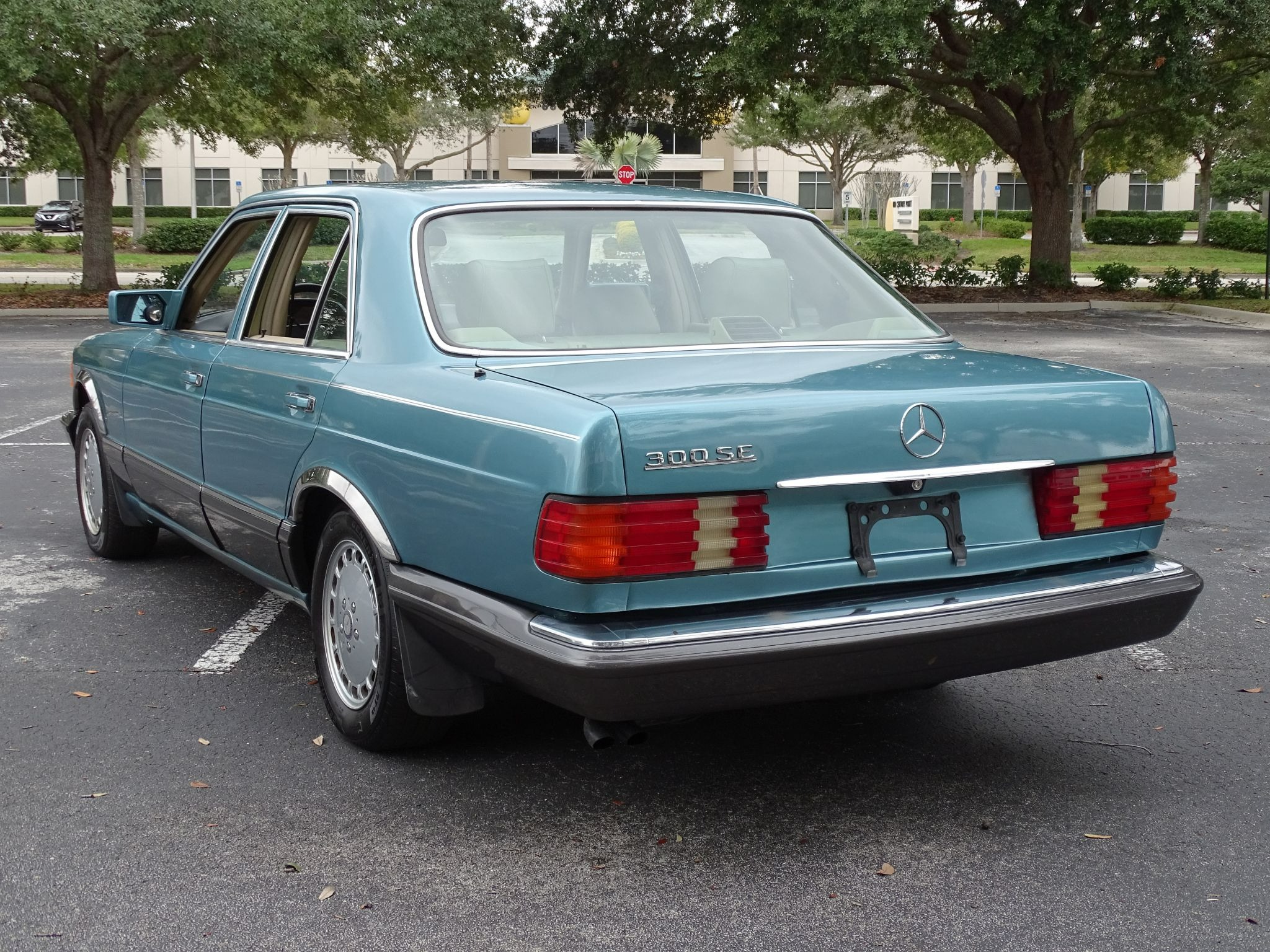 1991 Mercedes-Benz 300SE For Sale - ORD2066